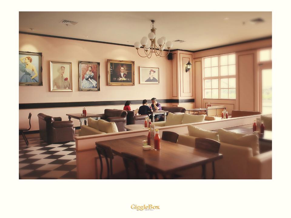 Buy Giggle Box Kota Baru Parahyangan Exclusive Set Meal Tickets – June ...